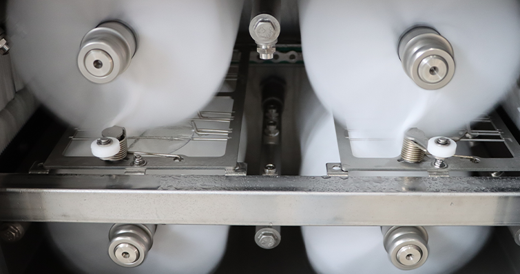 Lens Washer | Weiss Technik NL