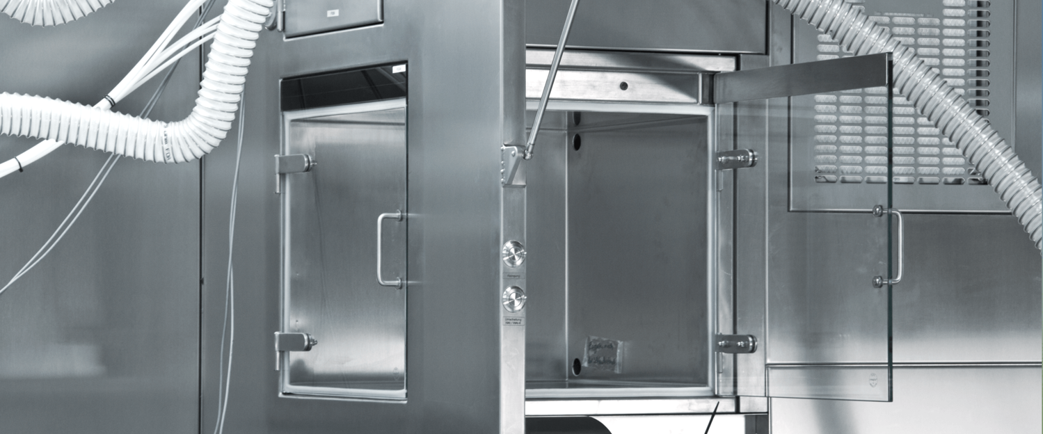 Container feeding under high containment conditions | Weiss Technik UK